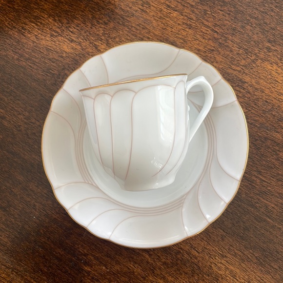 Mikasa | Dining | Nib Mikasa Set Of 4 Rose Bisque Cappuccino Cups ...
